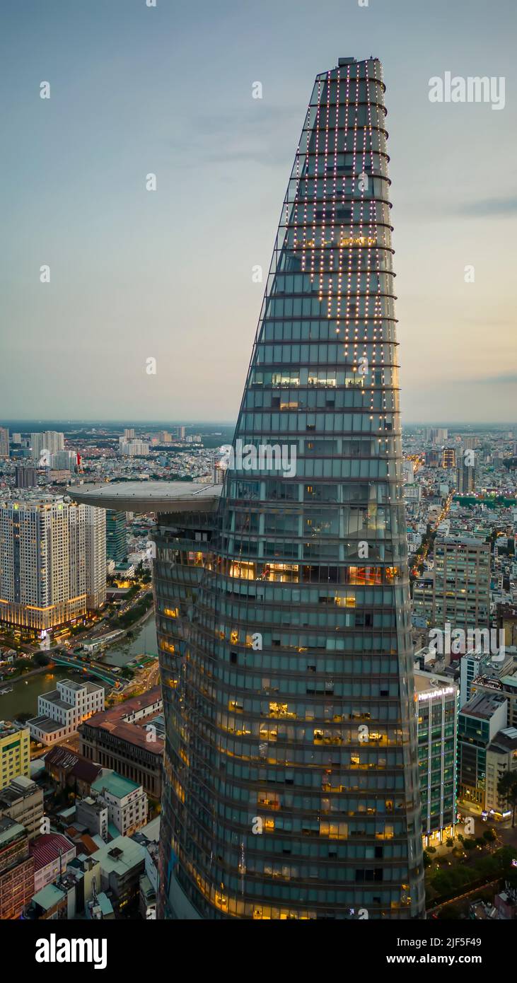 267 meters high hi-res stock photography and images - Alamy