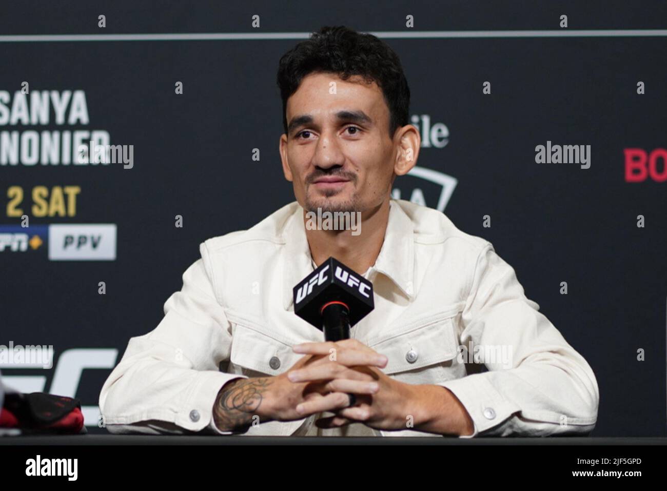 Max halloway hi-res stock photography and images - Alamy