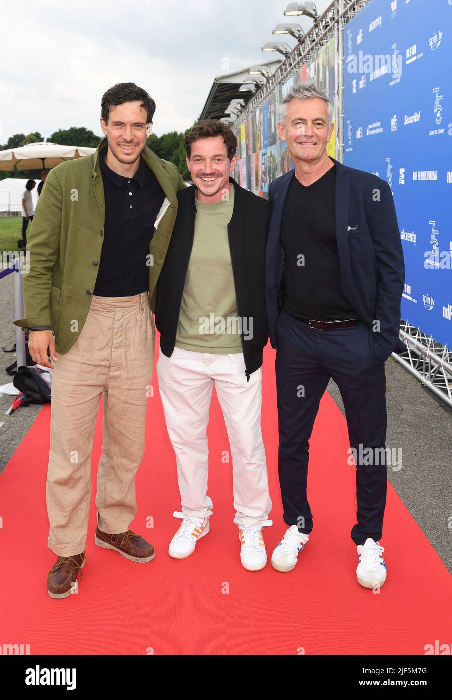 Munich, Germany. 29th June, 2022. Actors Tobias van Dieken (l-r), Markus Brandl and Robert Lohr ...