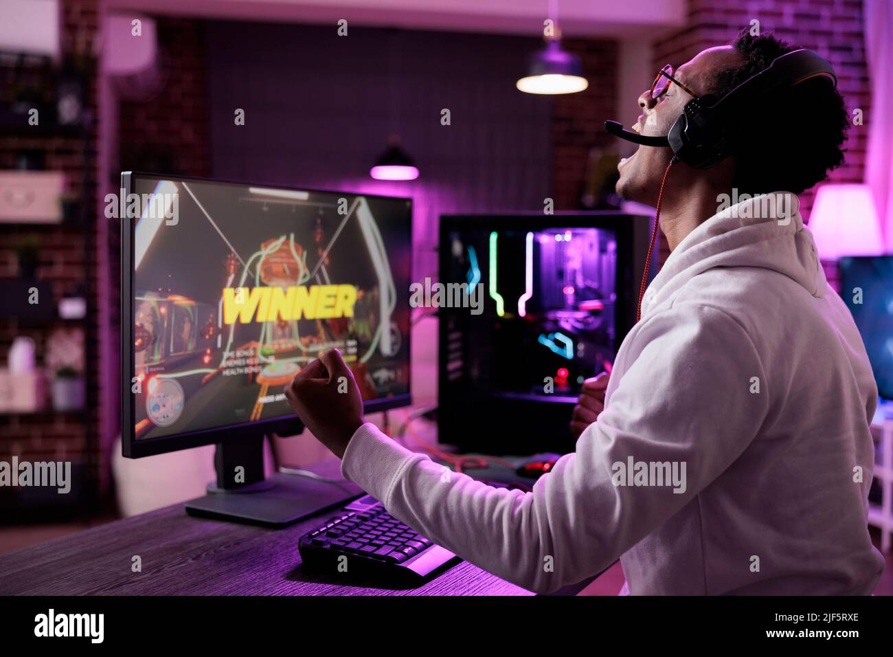 Vlogger game hi-res stock photography and images - Alamy