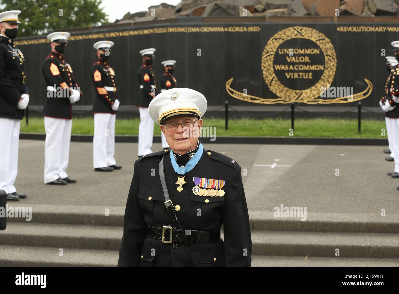 U s marine corps corps col hi-res stock photography and images - Alamy