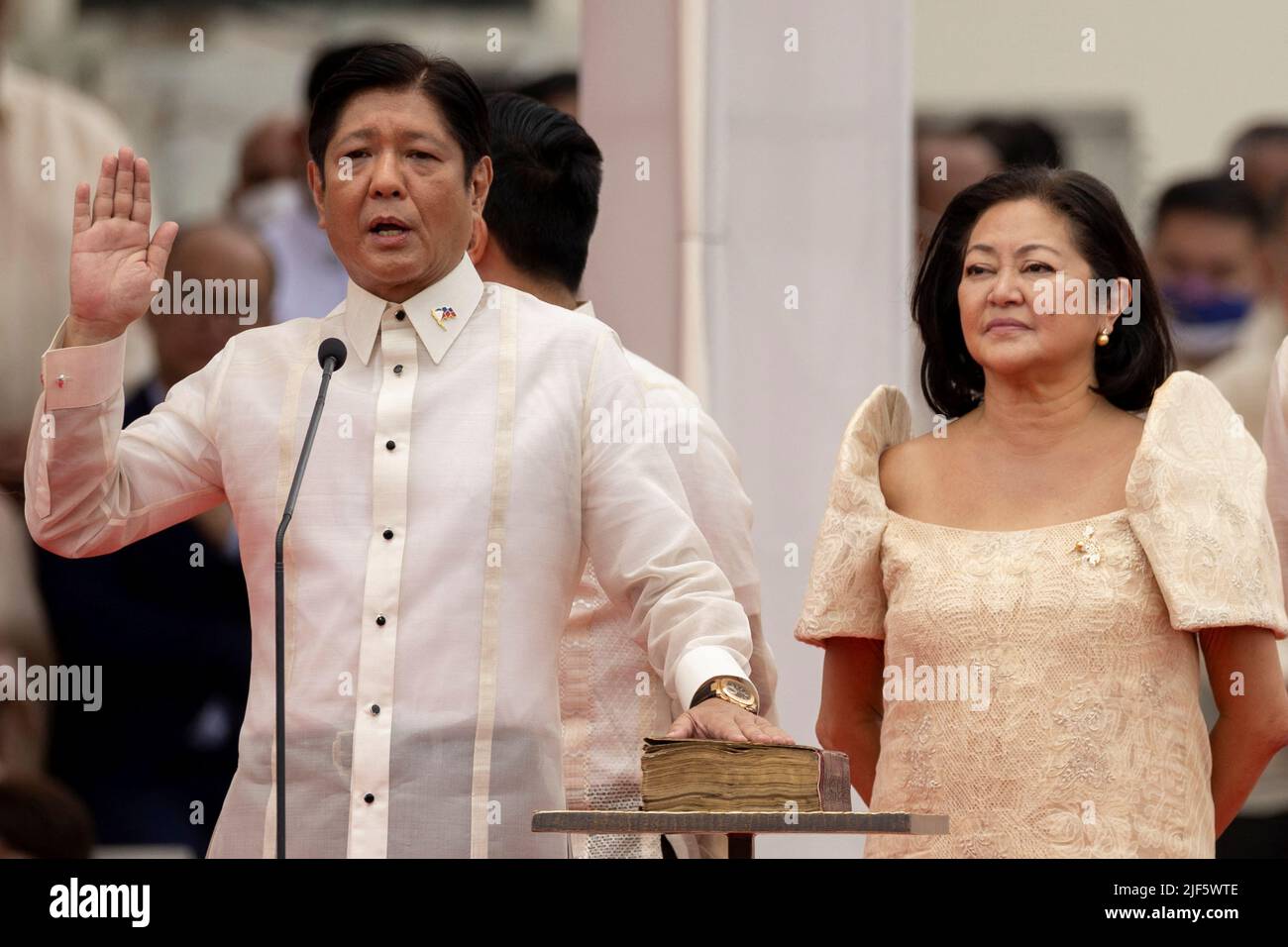 Bongbong marcos wife hi-res stock photography and images - Alamy