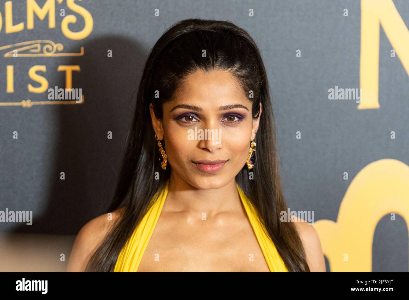 Mr malcolms list freida pinto hi-res stock photography and images - Alamy