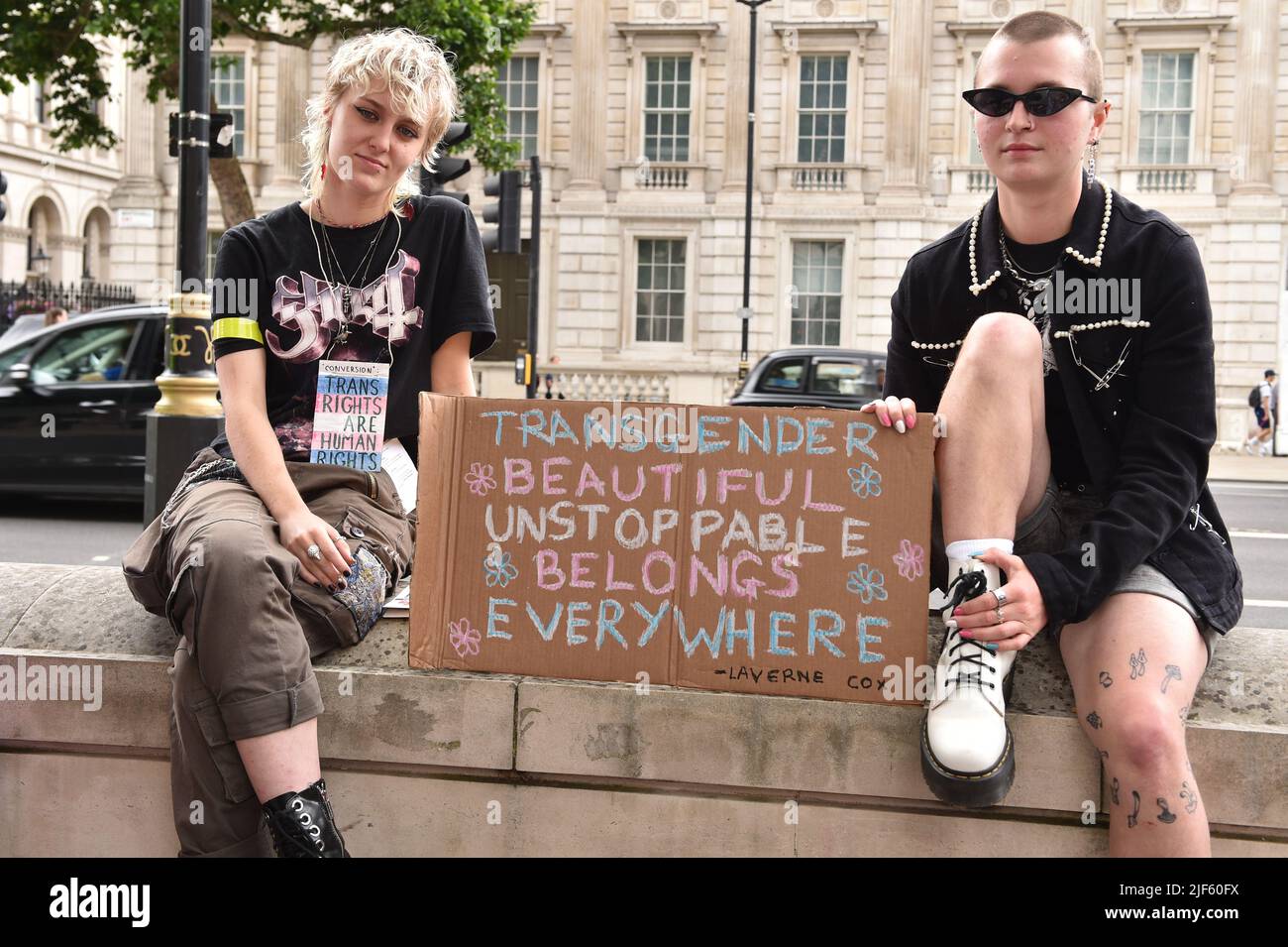 Pro Trans rights activists and protesters, demonstrated opposite ...
