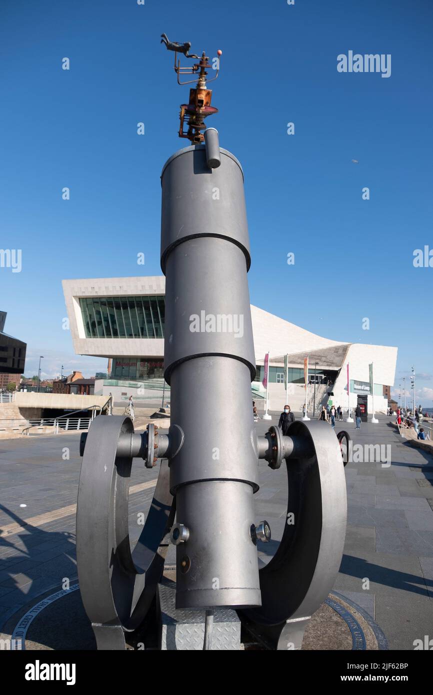 Liverpool telescope hi-res stock photography and images - Alamy