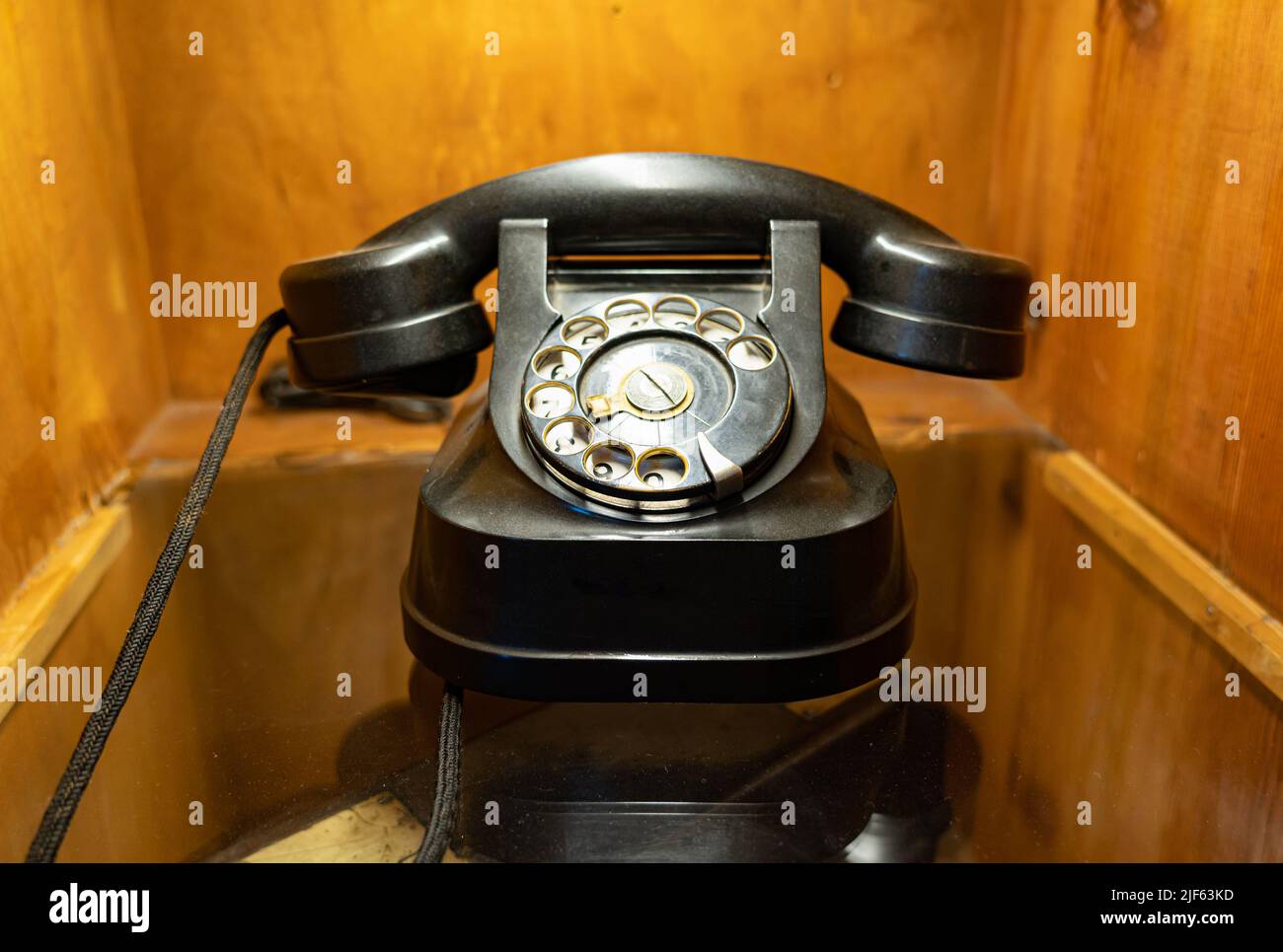 1950s telephone box hi-res stock photography and images - Alamy