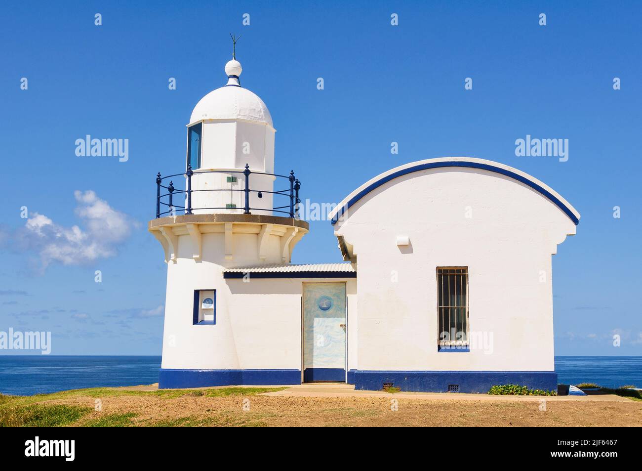The picturesque Tacking Point Lighthouse - Port Macquarie, NSW ...