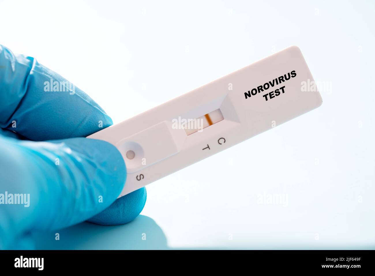Norovirus Test Rapid Test Cassette in doctor hand Stock Photo - Alamy