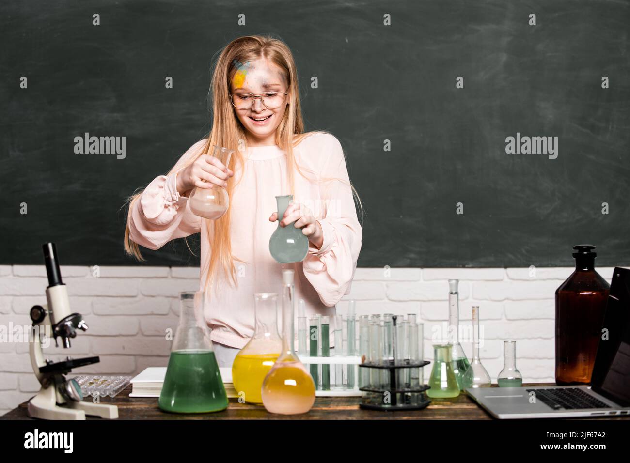 Chemical explosion lab hi-res stock photography and images - Alamy