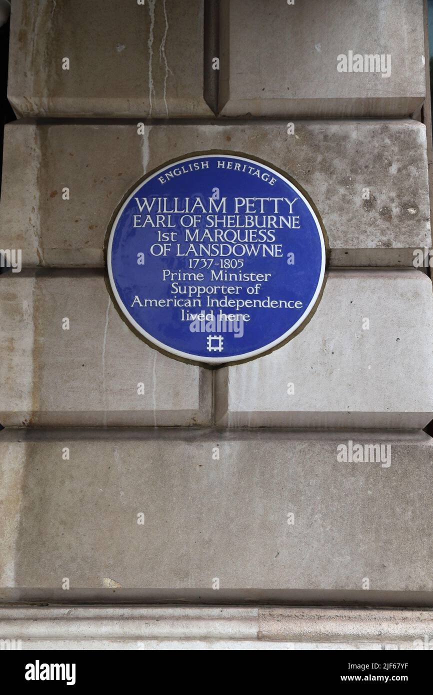 LONDON, UK - JULY 14, 2019: English heritage ceramic marker sign in ...