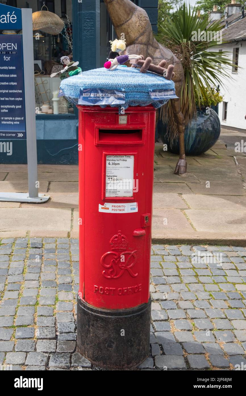 Knitted cover on letterbox hi-res stock photography and images - Alamy