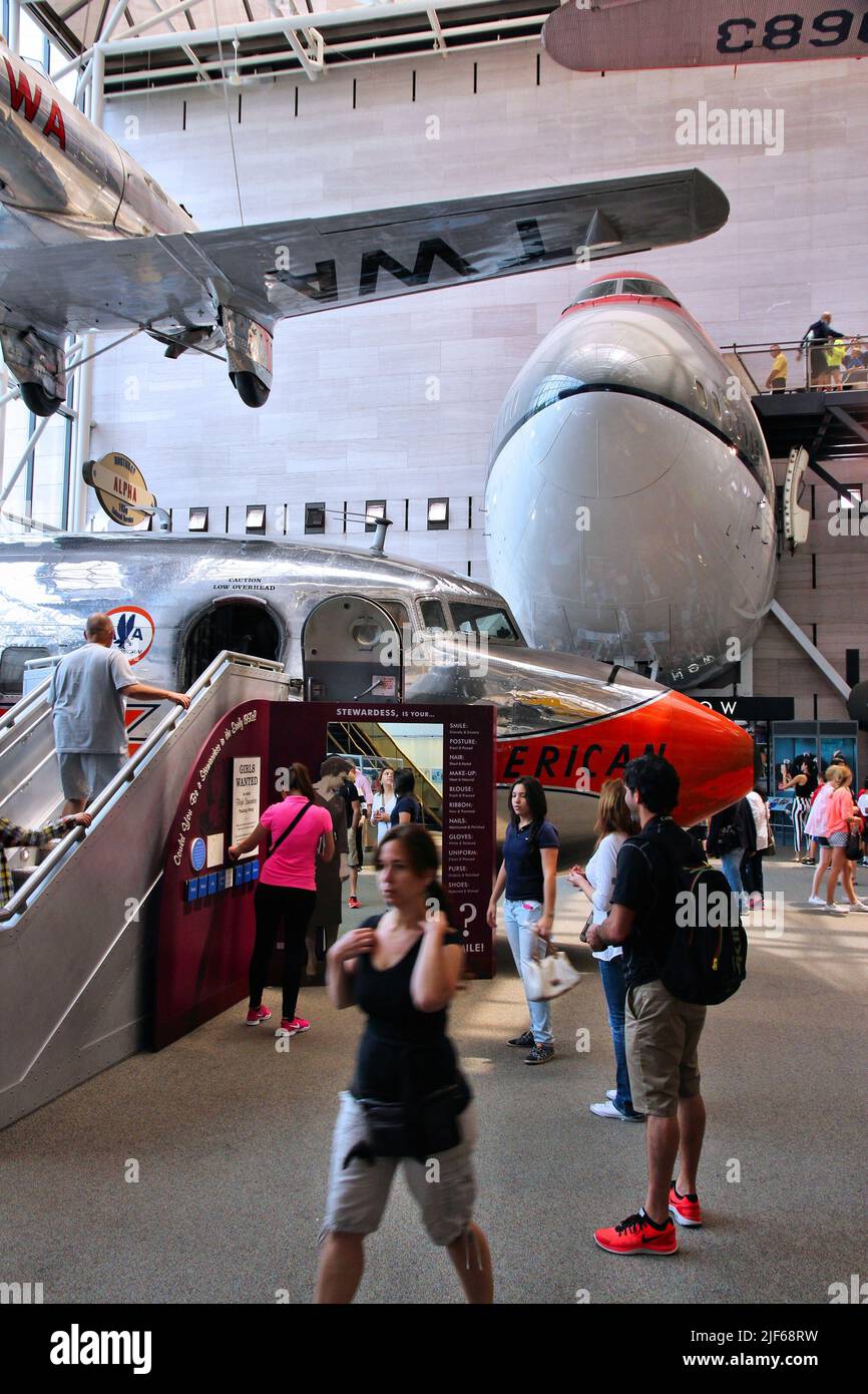 Washington Dc June 13 2013 People Visit Smithsonian National Air