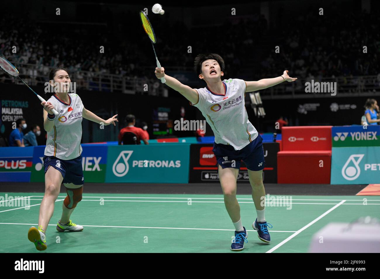 Kuala Lumpur, Malaysia. 30th June, 2022. Zhang Shuxian (R)/Zheng Yu ...