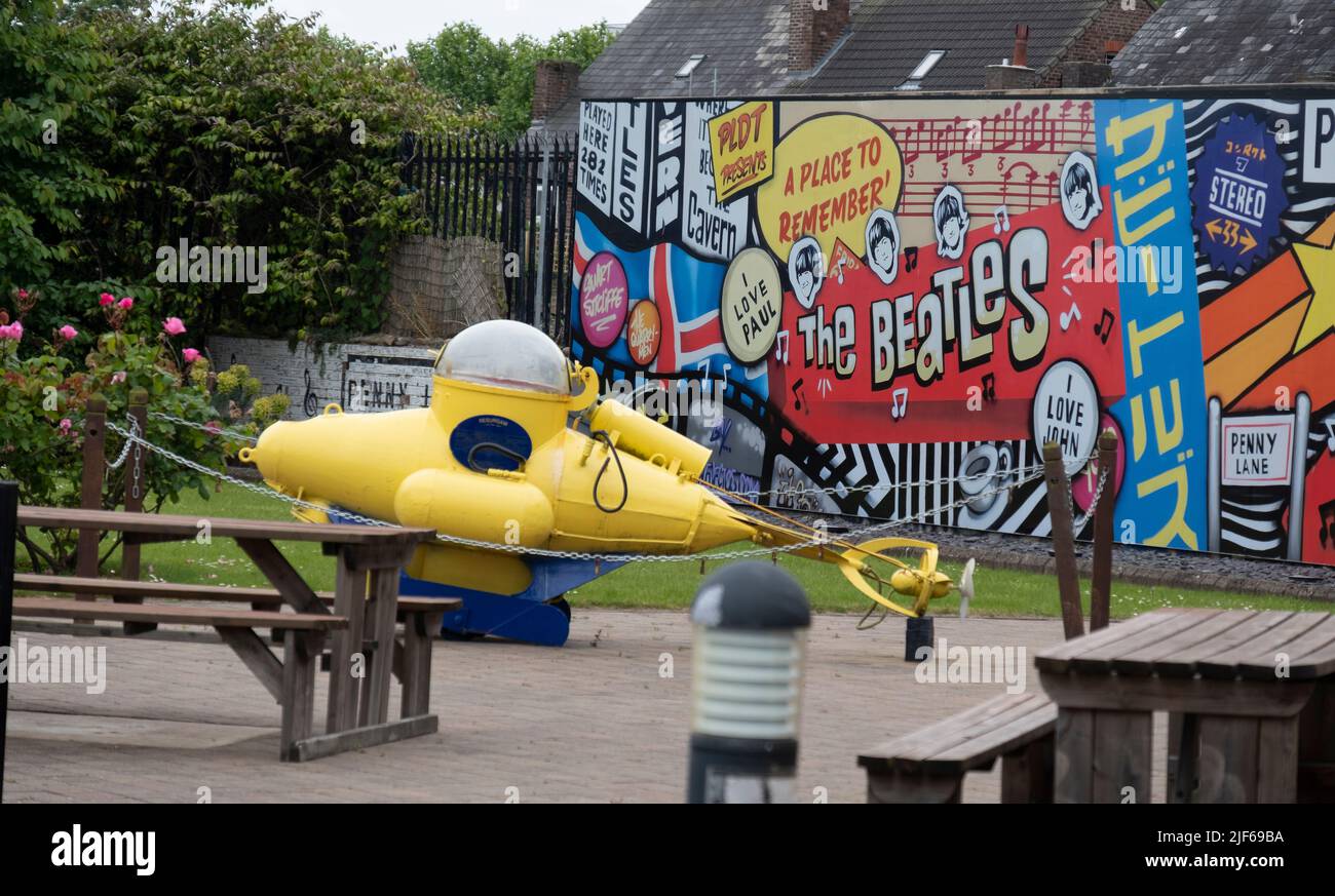 Penny lane, beatles museum hi-res stock photography and images - Alamy