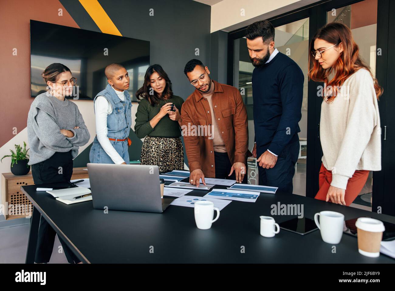 Modern boardroom table hi-res stock photography and images - Alamy