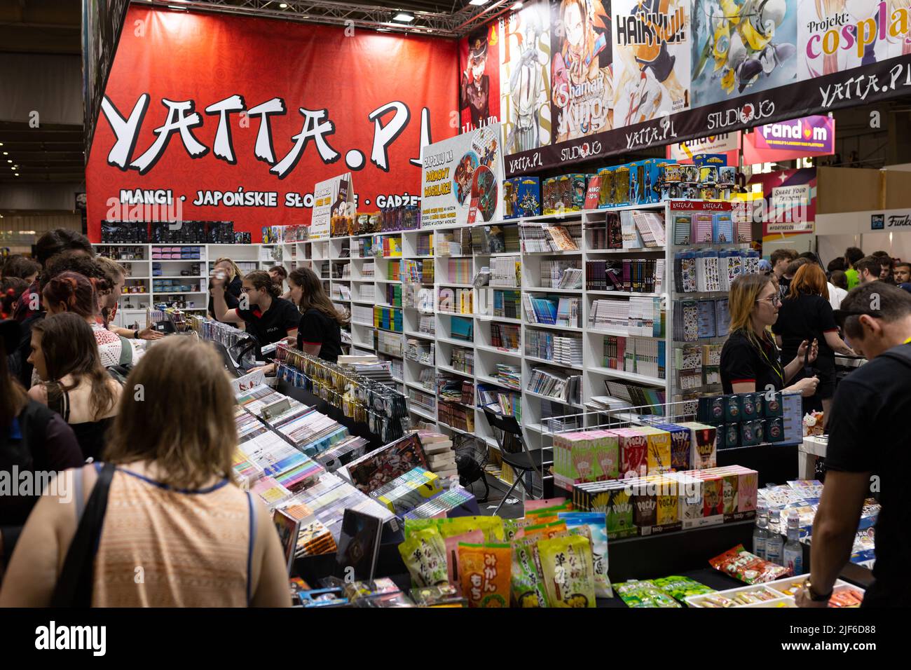 Manga convention hi-res stock photography and images - Alamy