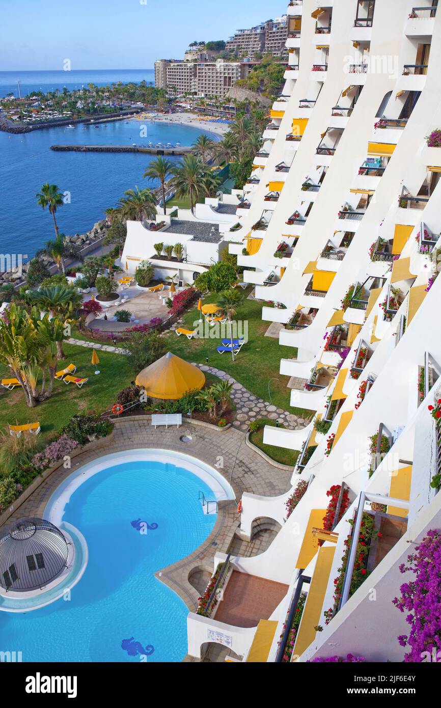 Hotel complex on holiday hi-res stock photography and images - Alamy