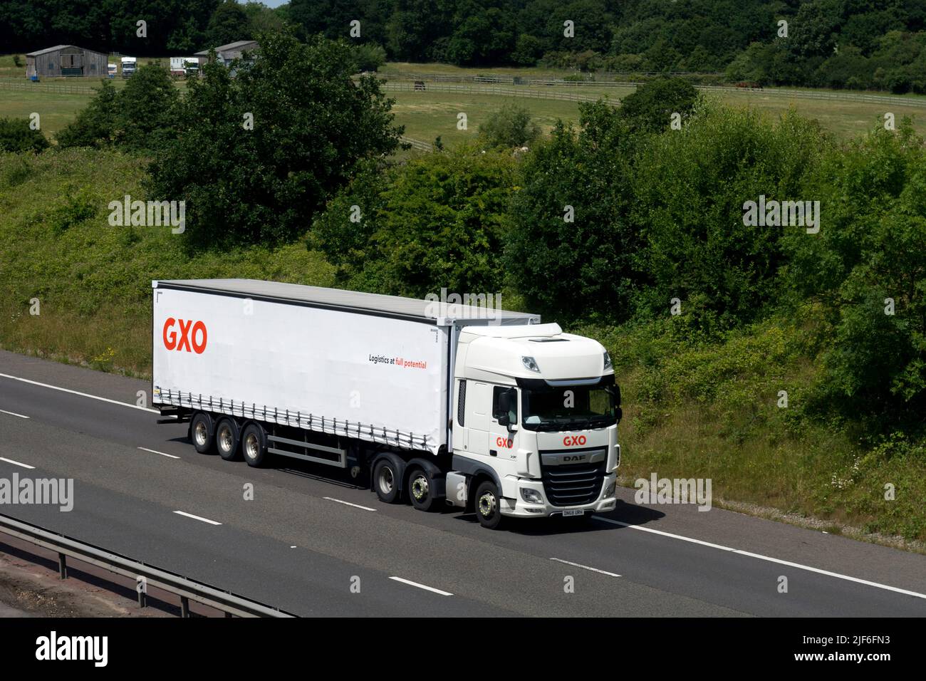 Gxo lorry hi-res stock photography and images - Alamy