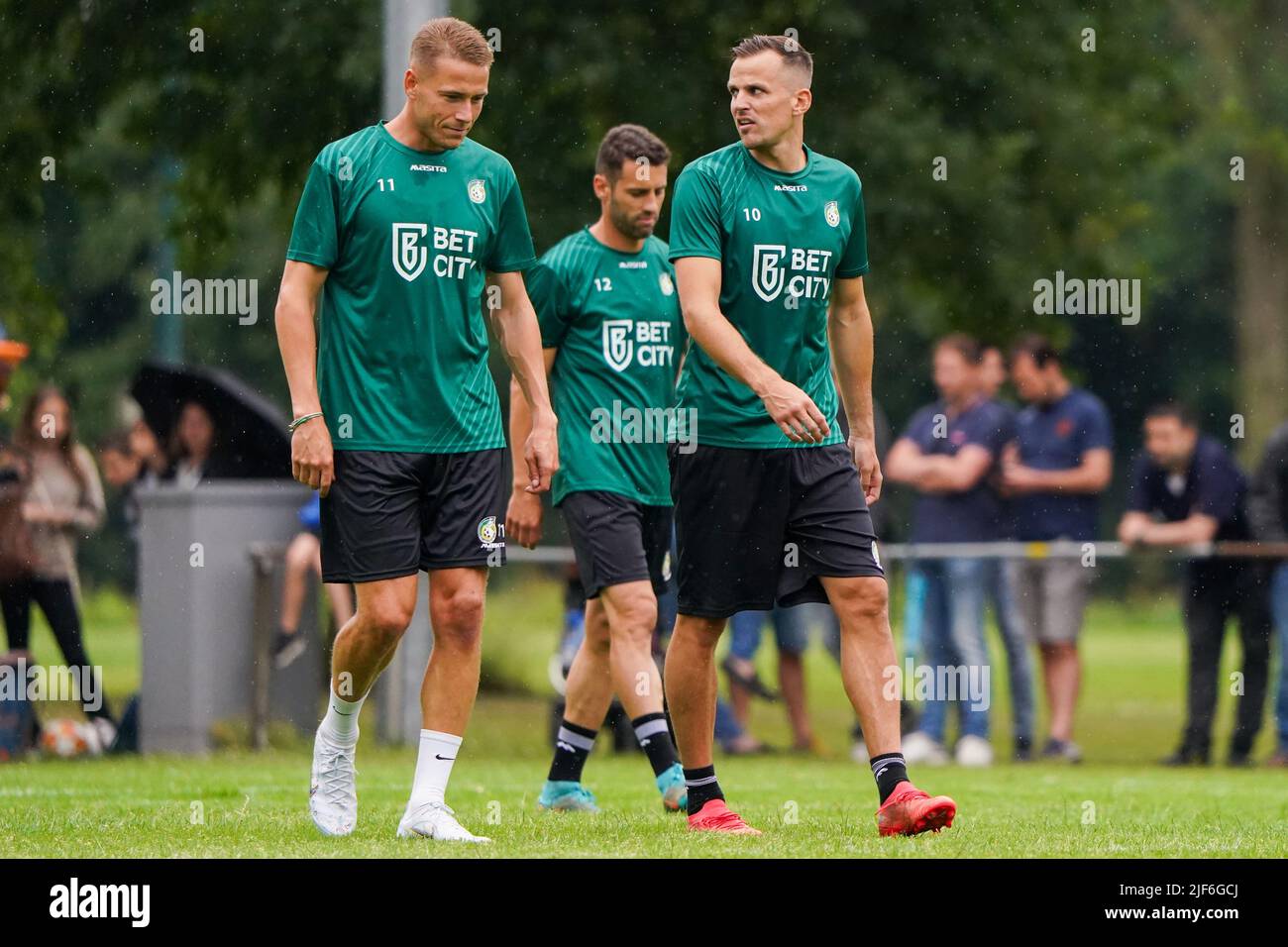 BUCHTEN, NETHERLANDS - JUNE 26: Paul Gladon of Fortuna Sittard and Mats ...