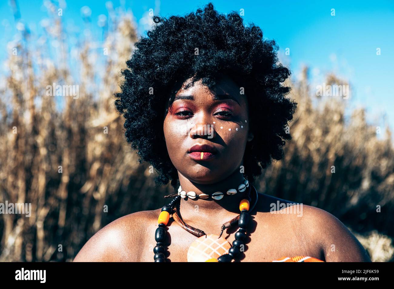 Ghana woman model hi-res stock photography and images - Alamy