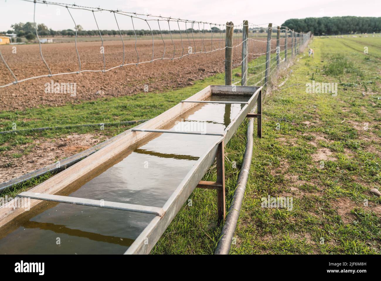 Field water tank hi-res stock photography and images - Alamy