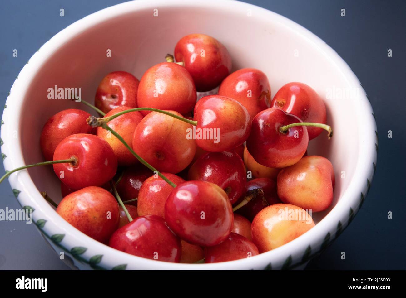 Small round Bowl of freshly picked Cherries Stock Photo - Alamy