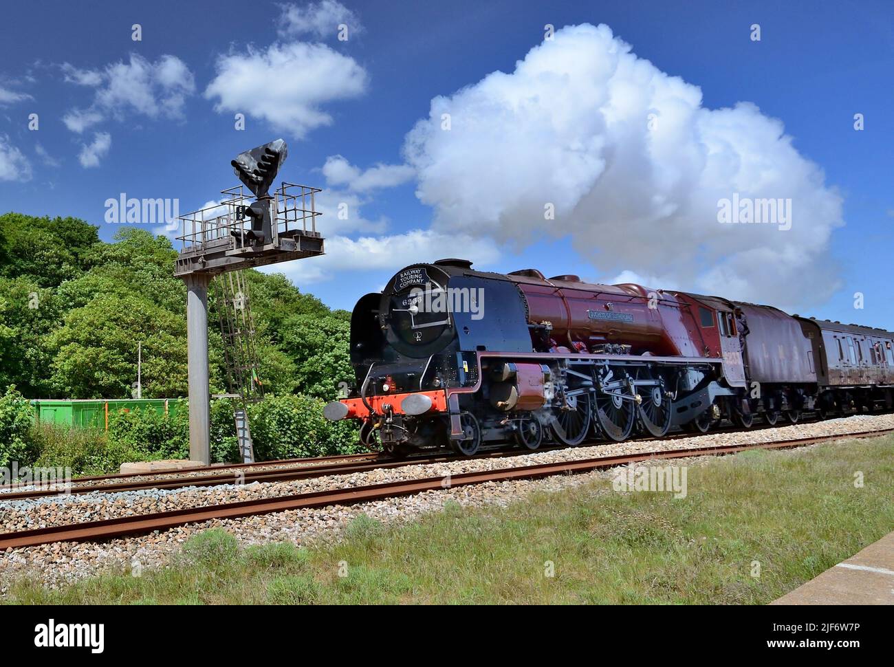 LMS Pacific No 6233 Duchess of Sutherland passing Dawlish Warren with ...