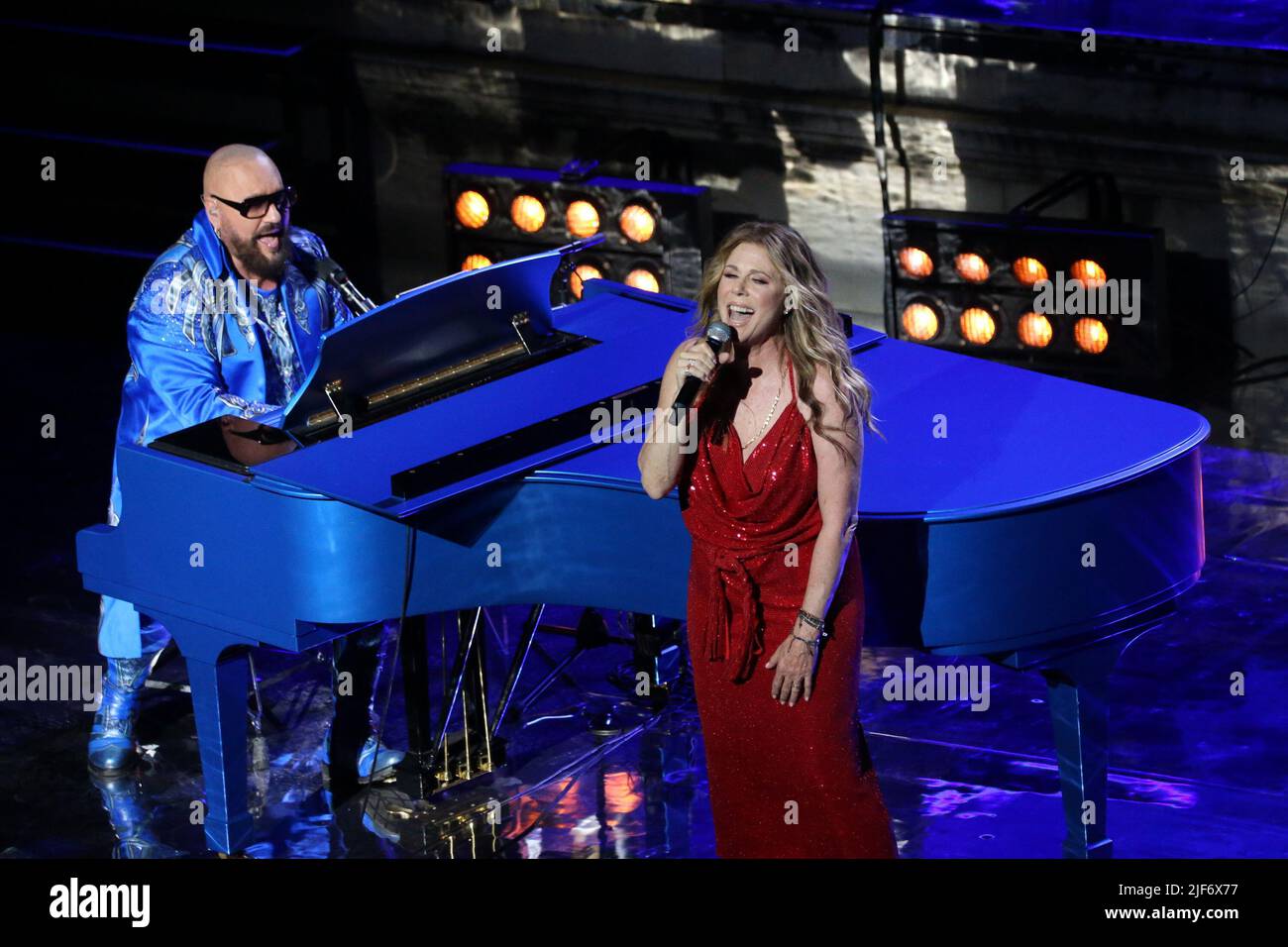 RITA WILSON with DESMOND CHILD singing in Athens. Desmond Child perform ...