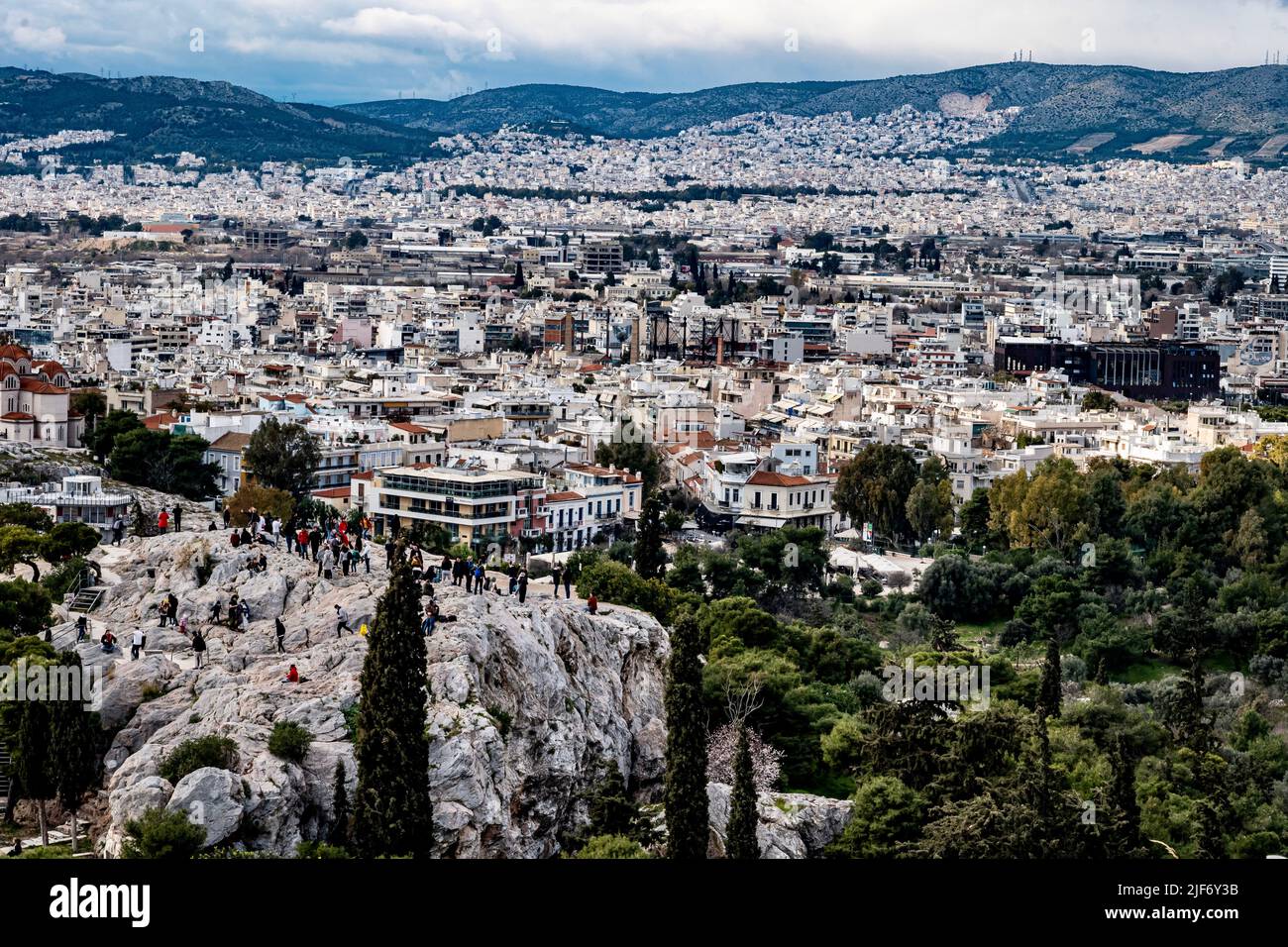 ChatGPT a dit : Explore Athens and discover its iconic monuments, from ...