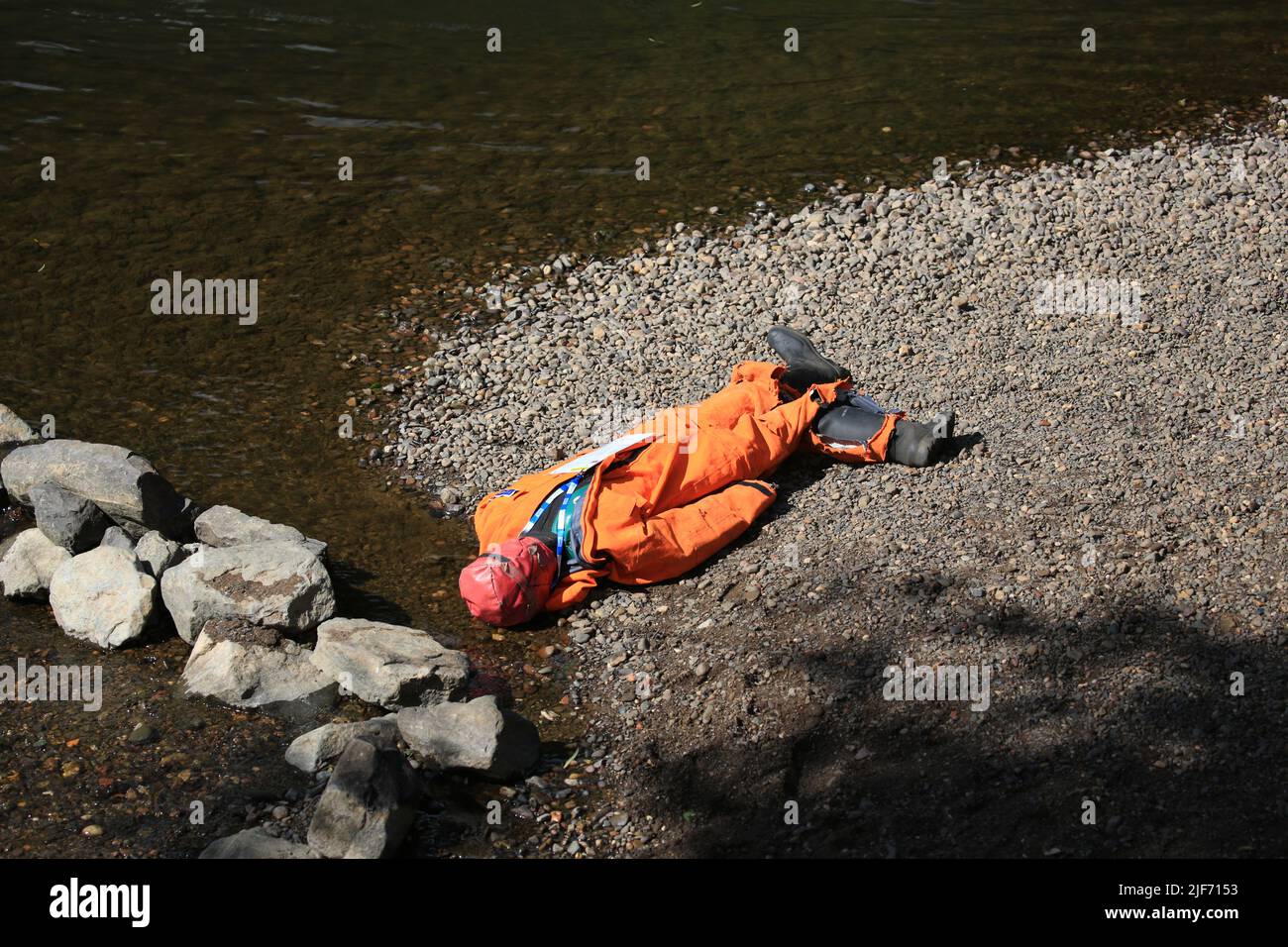 Rescue dummy hi-res stock photography and images - Alamy