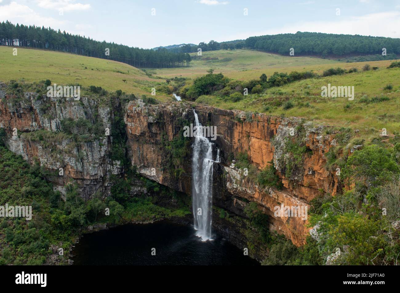 Waterfall landscape scenery hi-res stock photography and images - Alamy