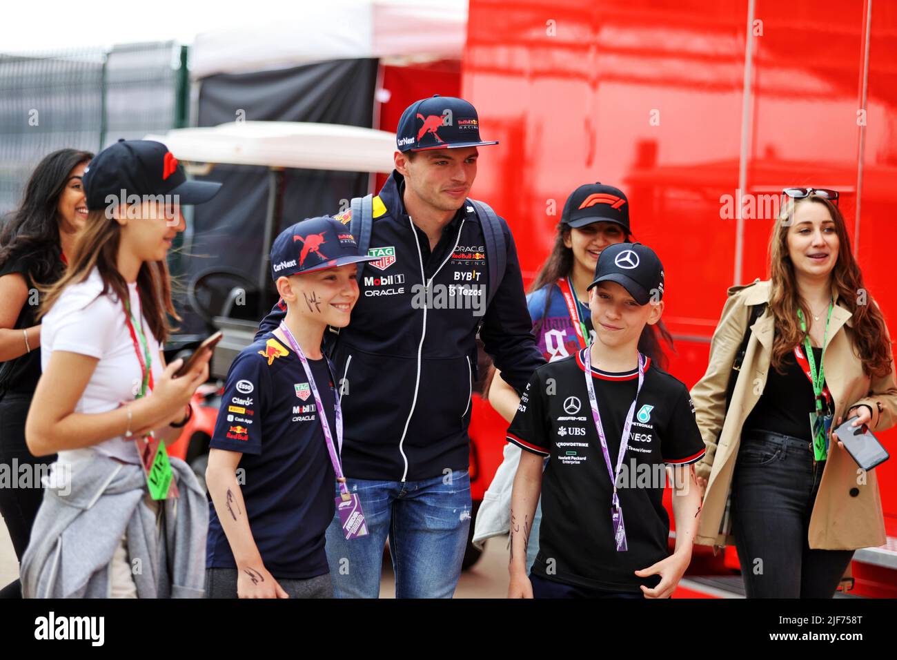 F1 red bull fans 2022 hi-res stock photography and images - Alamy