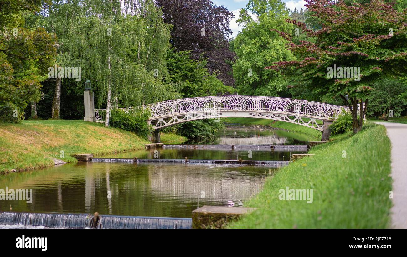 Canal side pond hi-res stock photography and images - Alamy
