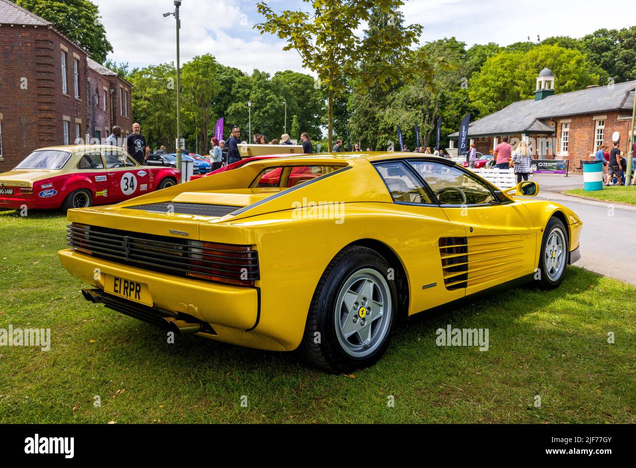 Ferrari 90s hi-res stock photography and images - Alamy