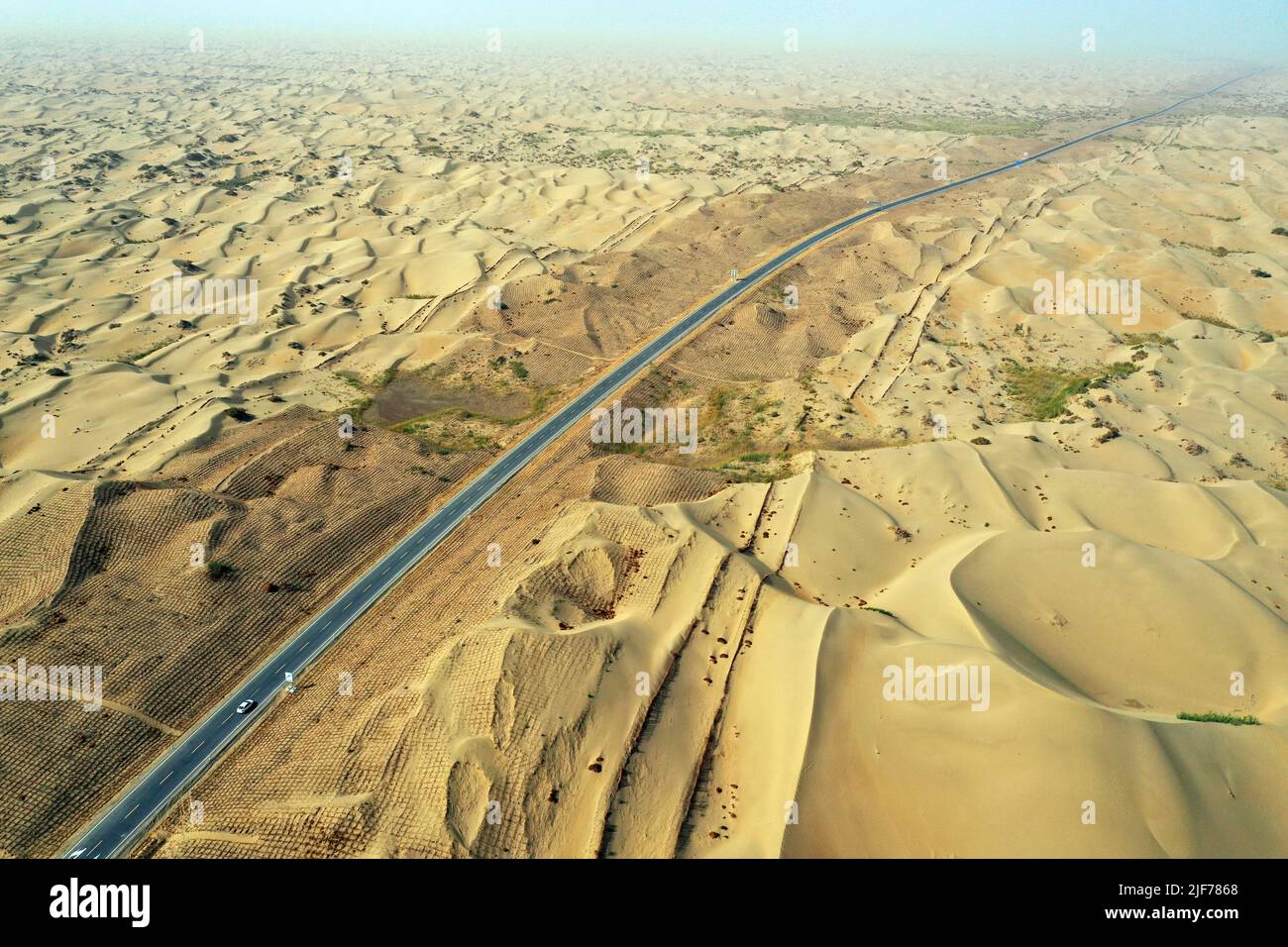 (220630) -- YULI, June 30, 2022 (Xinhua) -- Aerial photo shows a new ...