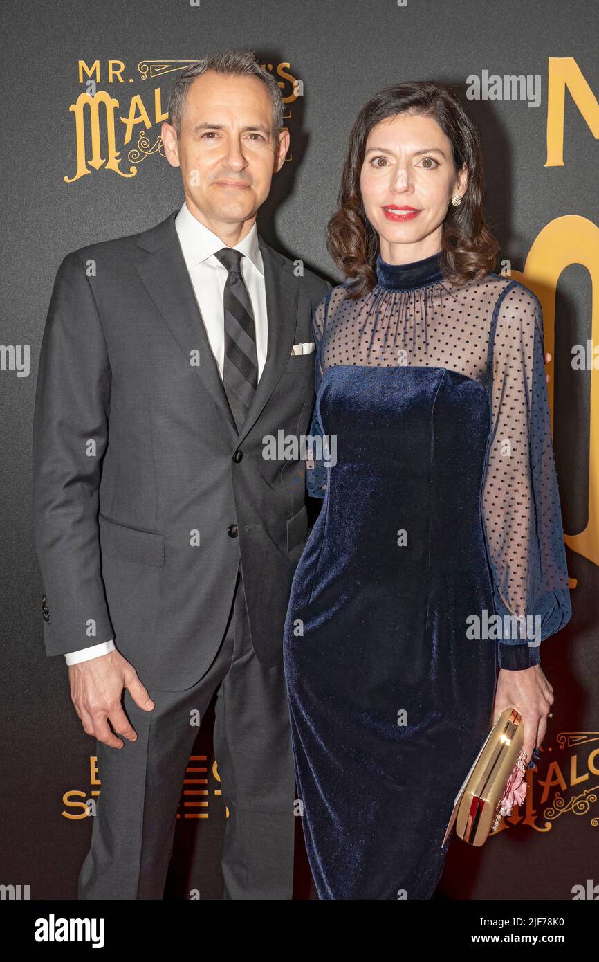 Suzanne Allain (R) attends "Mr. Malcolm's List" New York Premiere at ...