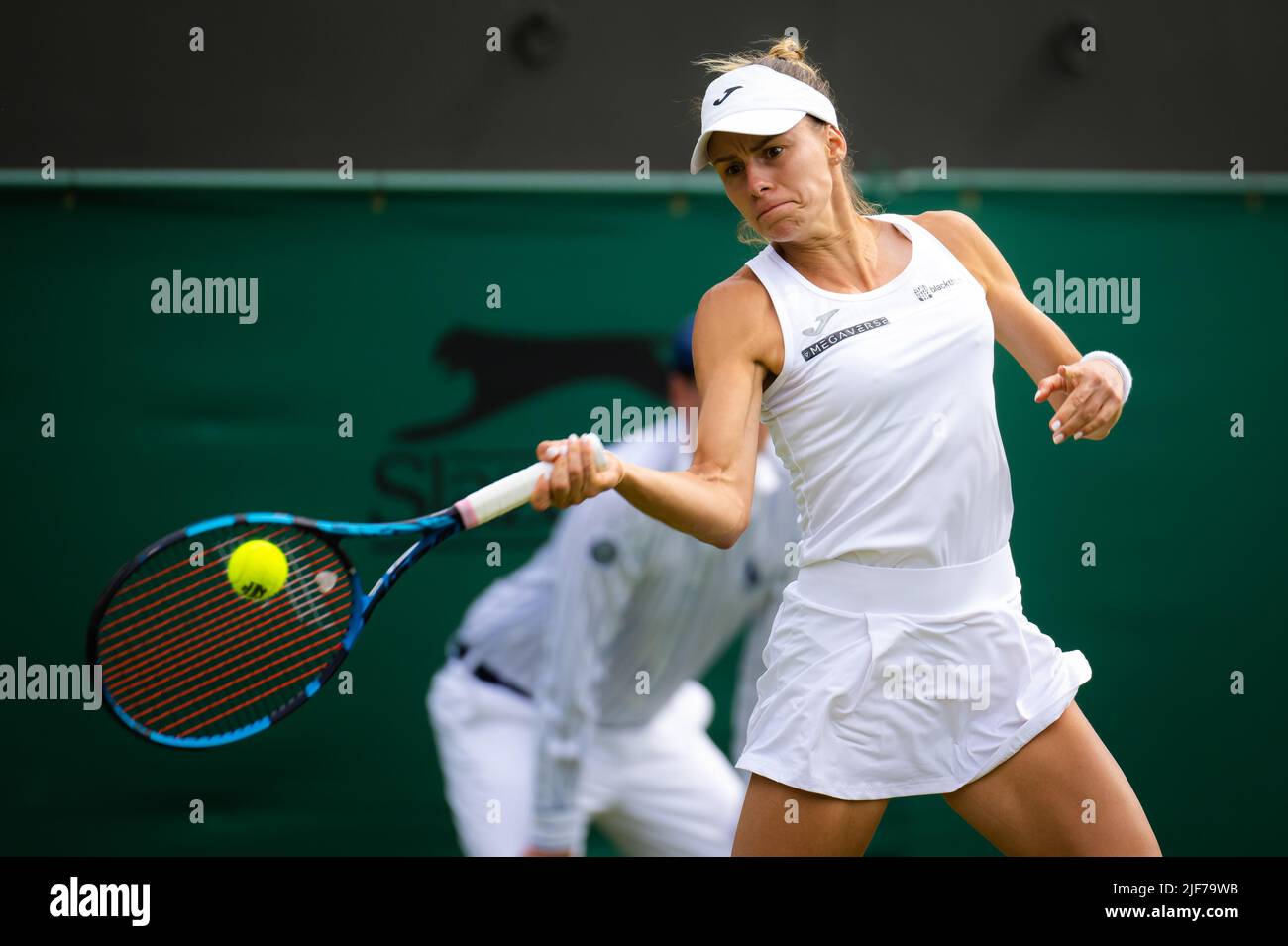 Magda linette wimbledon hi-res stock photography and images - Alamy
