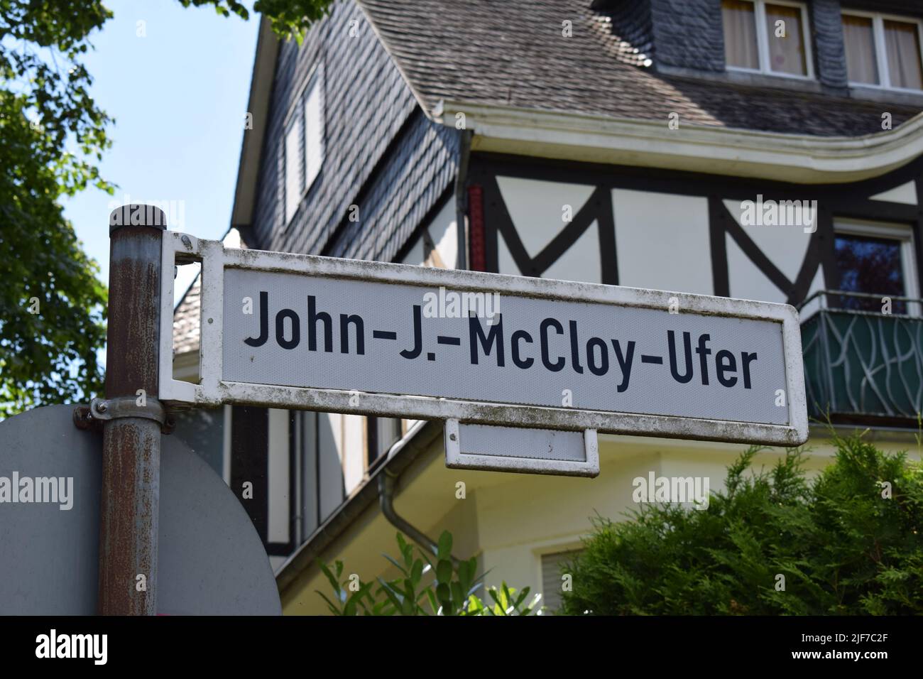 traffic sign at the Rhine in Bonn Stock Photo - Alamy