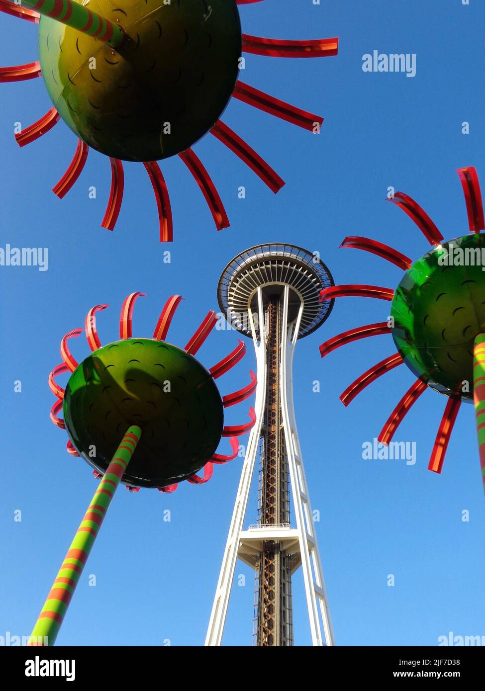 The famous Sonic Bloom and Space Needle landmark in Seattle, USA Stock ...
