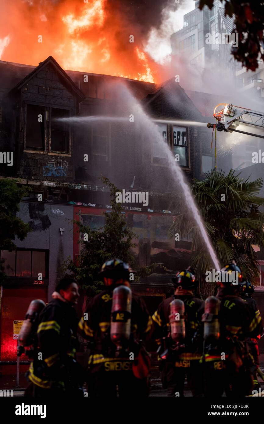 Seattle, USA. 30 Jun, 2022. Seattle fire and police responding to a ...