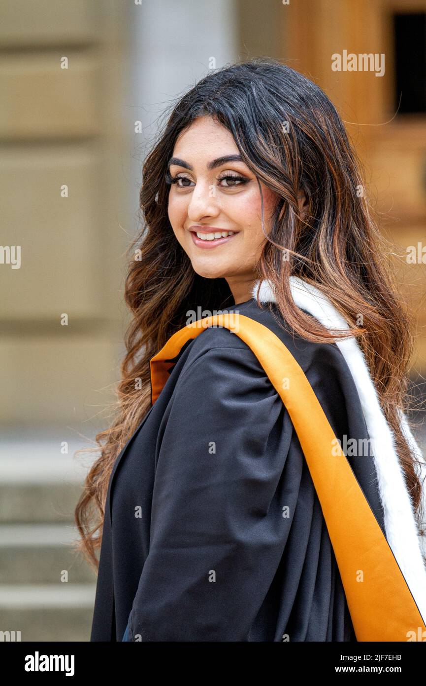 20 years after graduation hi-res stock photography and images - Alamy