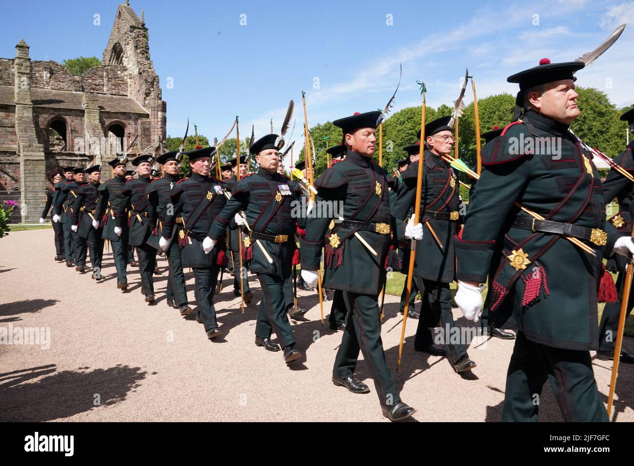 Queens body guard hi-res stock photography and images - Alamy