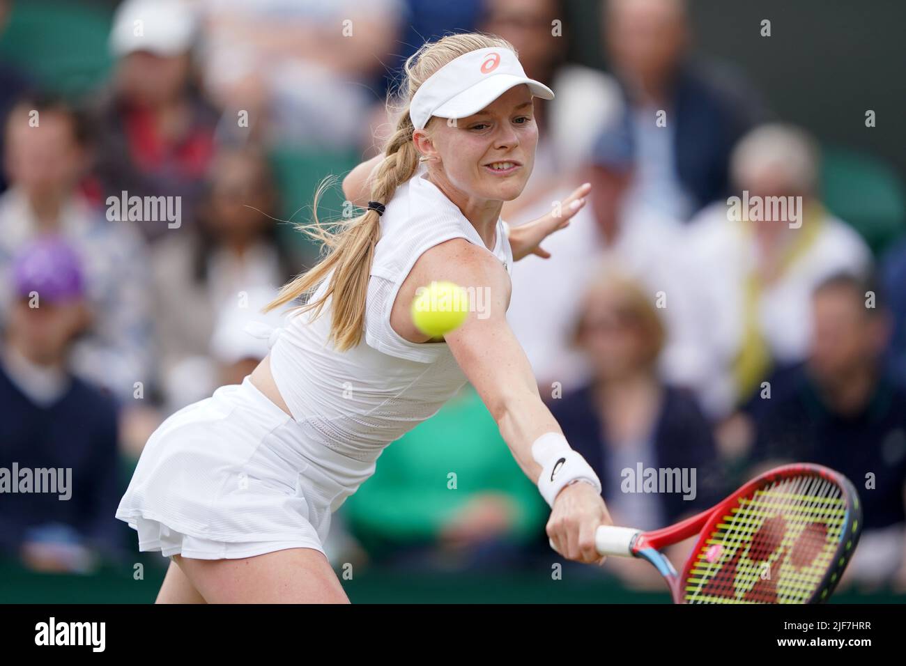 Great Britain's Harriet Dart in action against USA's Jessica Pegula ...
