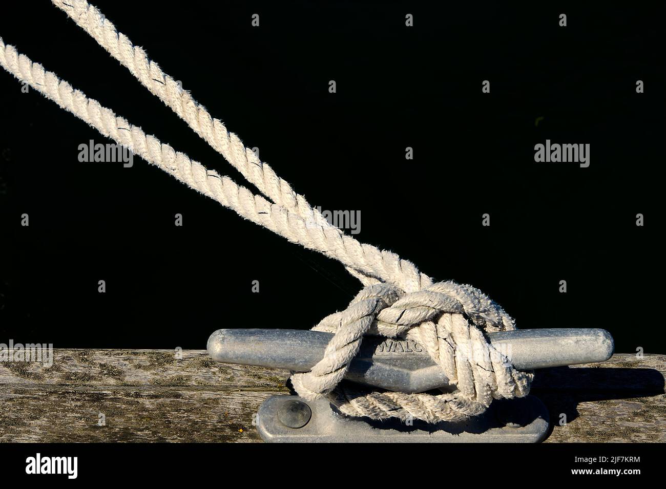 Rope and Cleat Stock Photo - Alamy