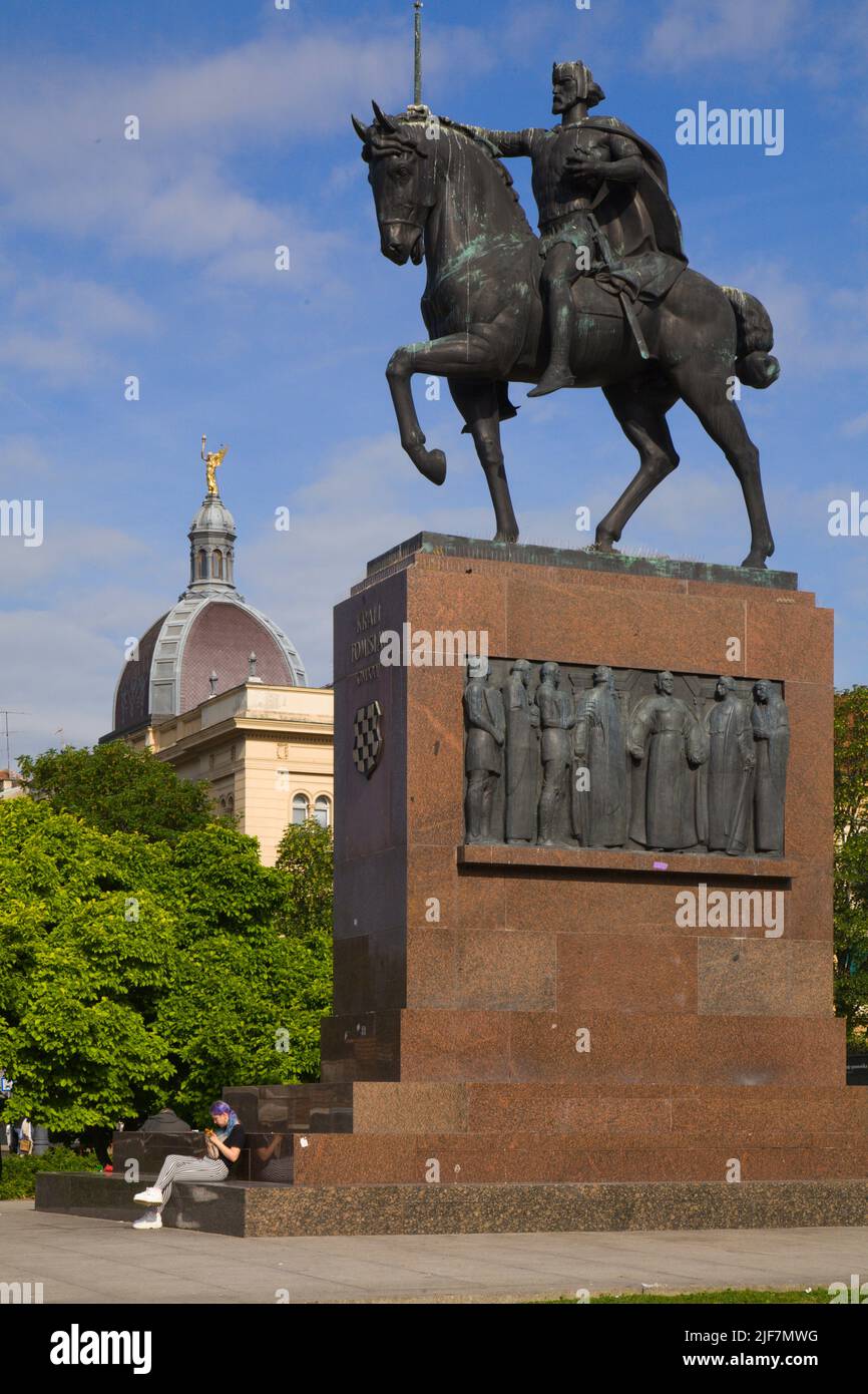 King tomislav statue hi-res stock photography and images - Alamy