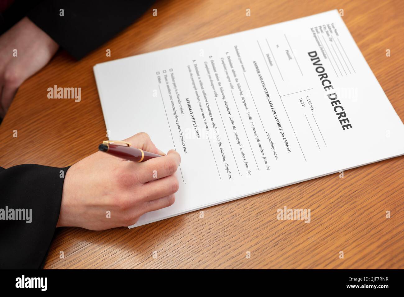 Divorce decree hi-res stock photography and images - Alamy