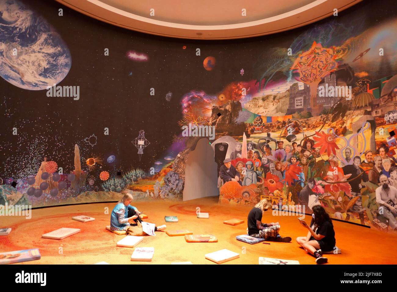 360 degree collage hi-res stock photography and images - Alamy