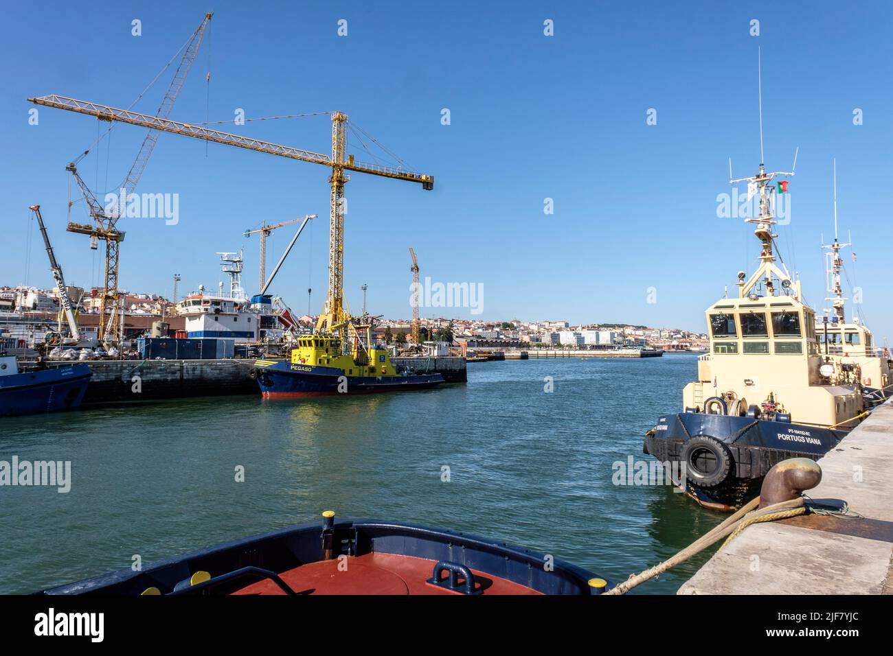 The city of Lisbon Maritim station and docks of alcantara| La ville de ...