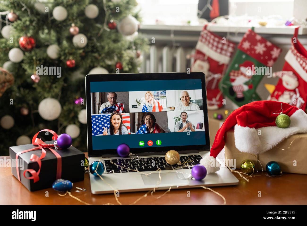 Red bokeh video background hi-res stock photography and images - Alamy