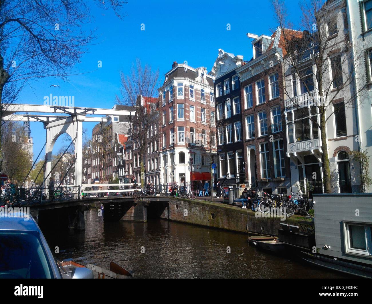 Draw bridge hi-res stock photography and images - Alamy